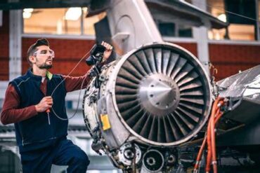 What is Aircraft Maintenance? - Bolt Flight