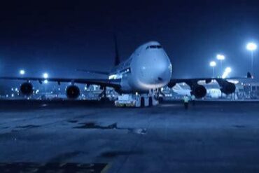 Jet Blast: The Powerful Force Behind Aircraft Takeoffs - Bolt Flight