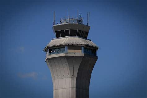 ‘Really a Mess’: How Years of Neglect Crippled America’s Air Traffic ...