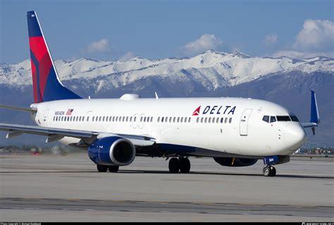 Delta Air Lines' Boeing 737-700s: A Short-Lived Chapter in a Dynamic ...