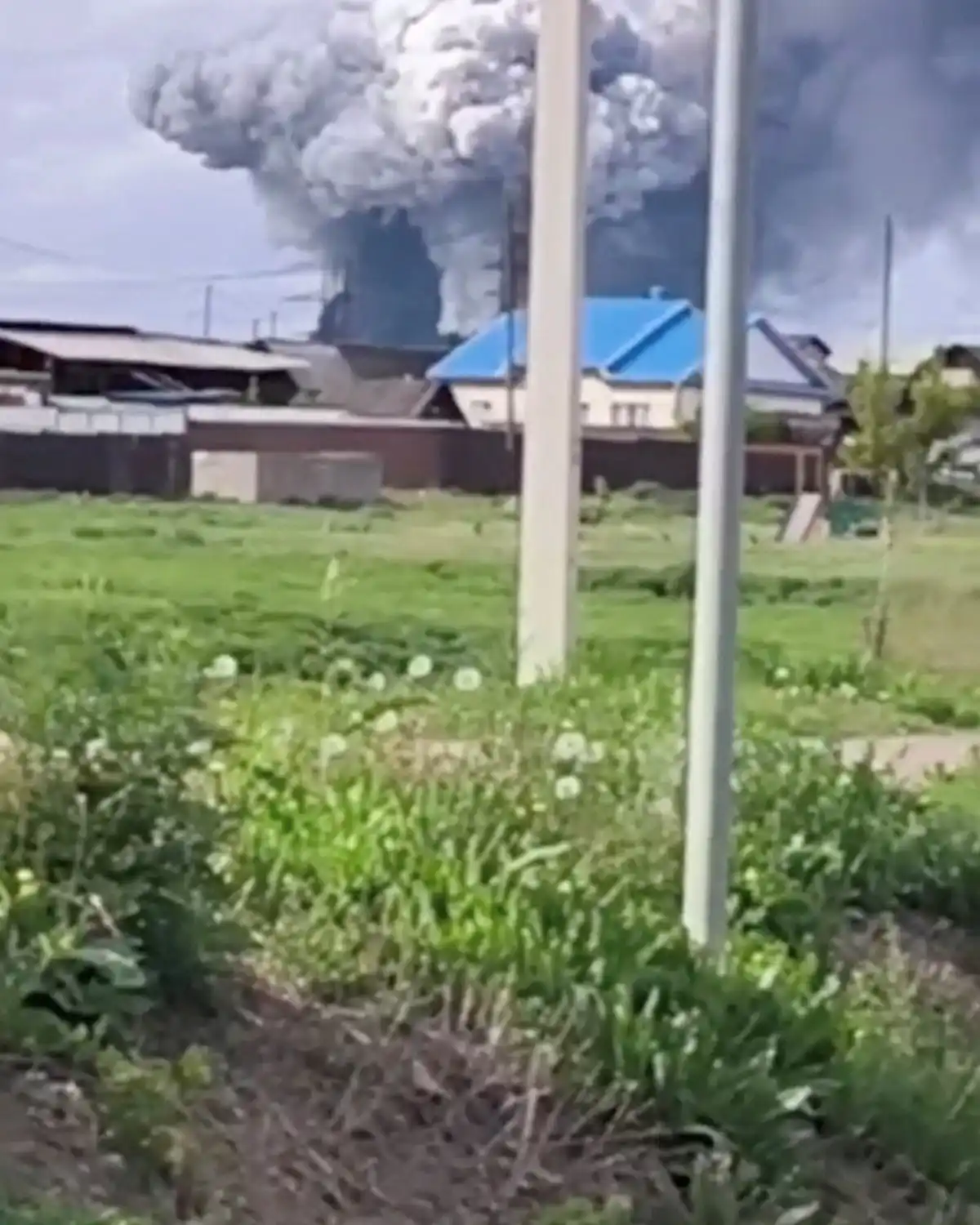 Inside Operation Spider's Web: How Ukraine's SBU Used Sheds to Strike ...