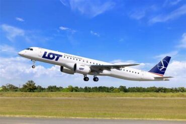 LOT Polish Airlines Makes History With First Airbus Order: 84 A220s To ...