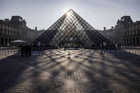 Louvre Museum Closes as Staff Strike Highlights Crisis in European ...