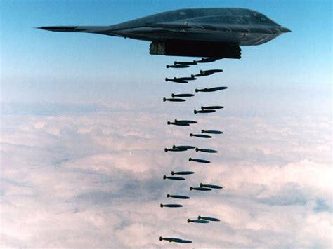 How Many Bombs Can a B-2 Bomber Carry and How Fast Can It Fly? Inside ...