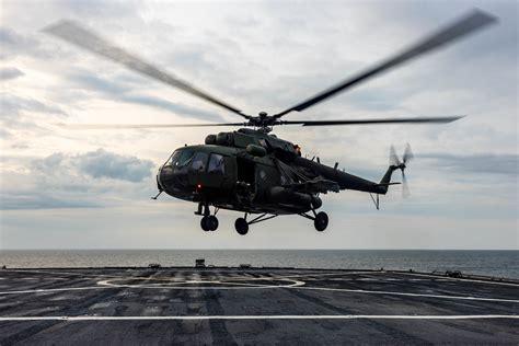 Polish Mi-17 Helicopter Completes Deck Landing Qualification Aboard USS ...
