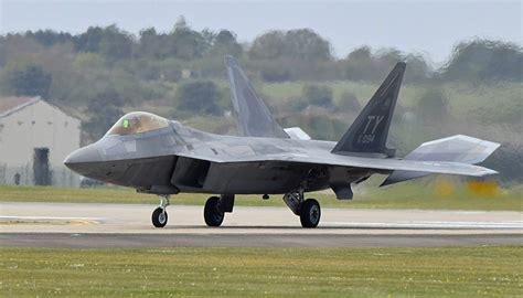 Rare F-22 Raptors Draw Plane Enthusiasts to RAF Lakenheath Amid Rising ...