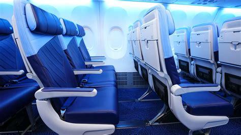 Southwest Airlines Breaks Tradition: Assigned and Premium Seating to ...