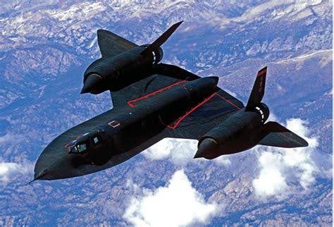 SR-71 Blackbird: Revealing the Untouchable Speed of the World’s Fastest ...