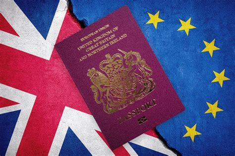 UK Issues Urgent Travel Alert as Post-Brexit Passport Rules Spark ...