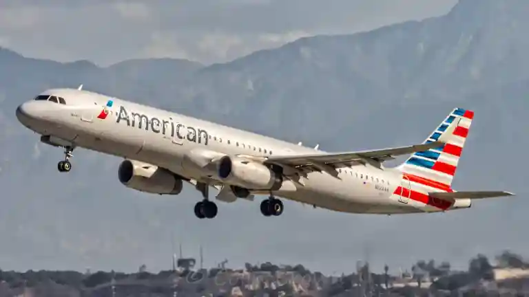 American Airlines Flight 2254 Faces Severe Weather Diversion to ...