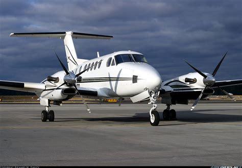 Beechcraft Super King Air - Bolt Flight