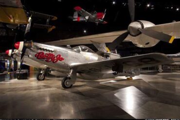 The Last Commercial Plane in America With Rear-Mounted Engines: The ...