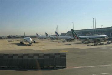 Which Rome Airport Is Best to Fly Into? - Bolt Flight