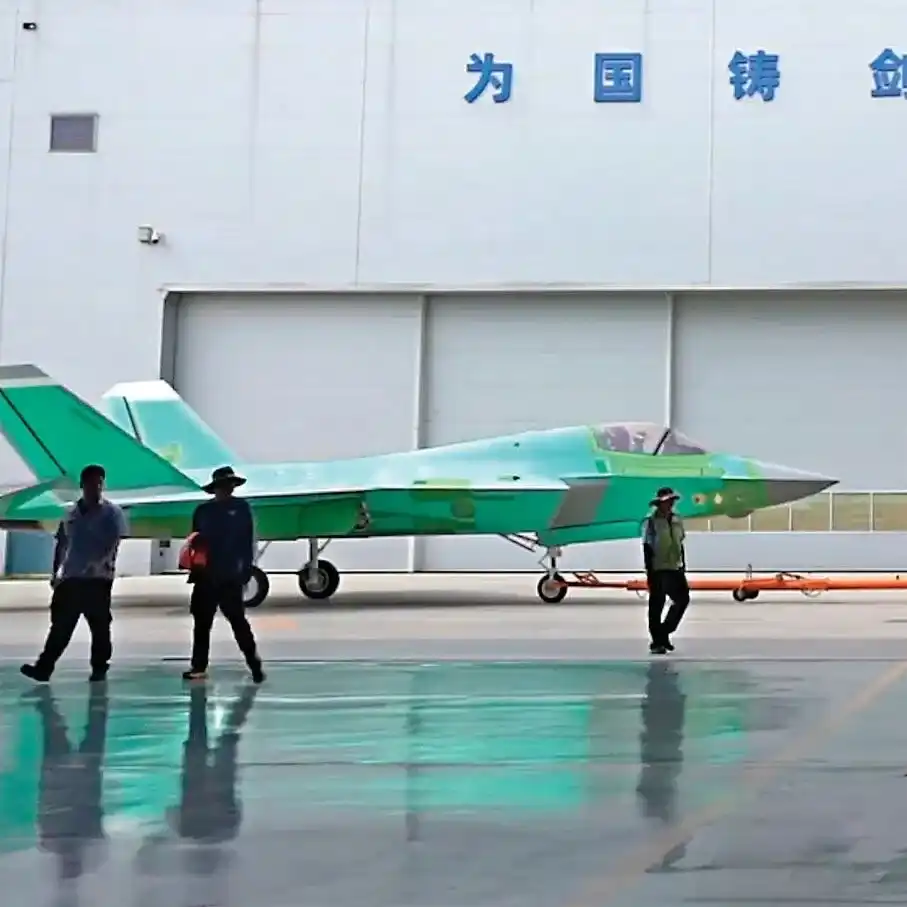 Inside China’s Stealth Arsenal: J-35 and J-35A Hangars Revealed for the ...