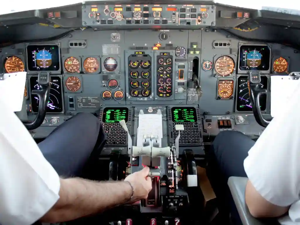 How Do Planes Fly? A Complete Breakdown of the Science and Safety ...