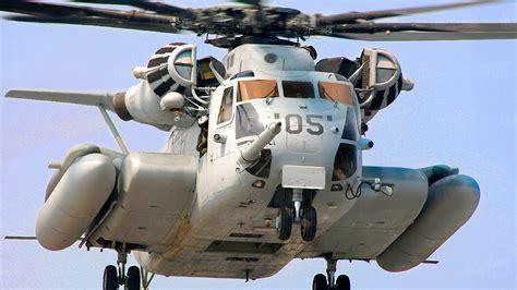 How the U.S. Operates the World’s Most Powerful Military Helicopters ...