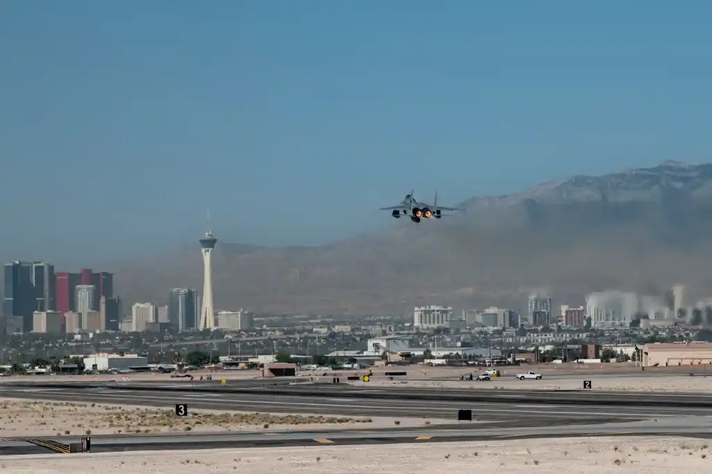 The 5 US Air Force Bases With the Longest Runways in America - Bolt Flight