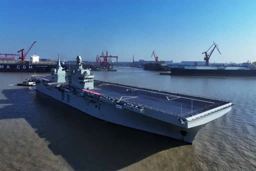 China’s Type 076 ‘Drone Carrier’ Sichuan Begins First Sea Trials, Heralding a New Era in ...