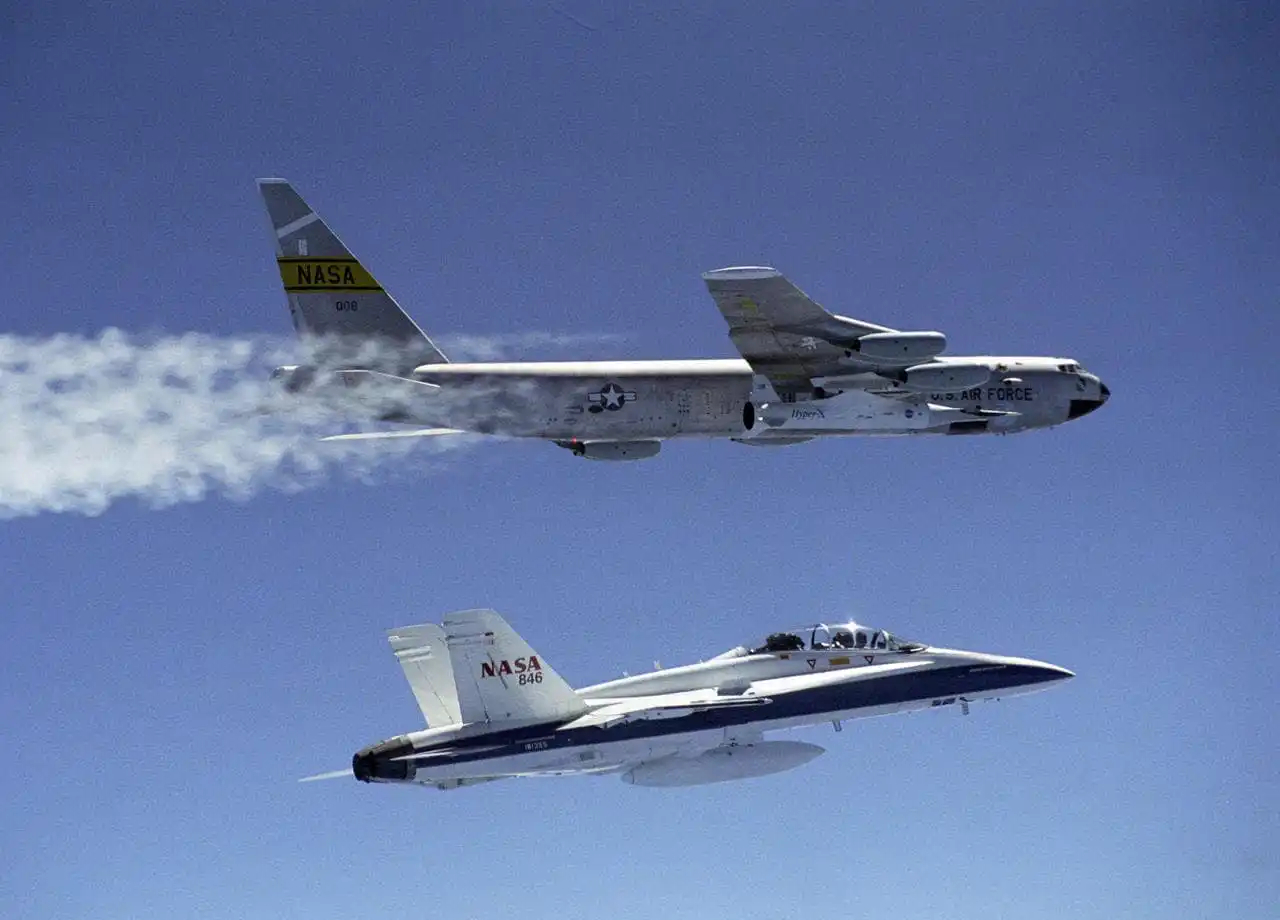 NASA’s Fastest Aircraft Ever: The X-43 Hypersonic Breakthrough - Bolt ...