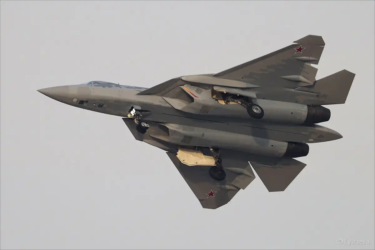 Russia’s Su-57E Stealth Fighters Enter Export Service as Algeria ...