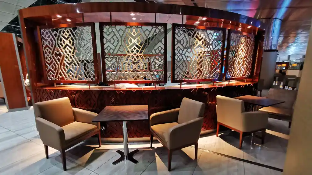 Inside Emirates’ Opulent DXB Business Class Lounge Experience - Bolt Flight