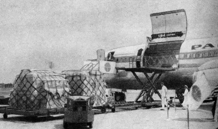 Boeing 707: The Jetliner That Changed Aviation Forever - Bolt Flight