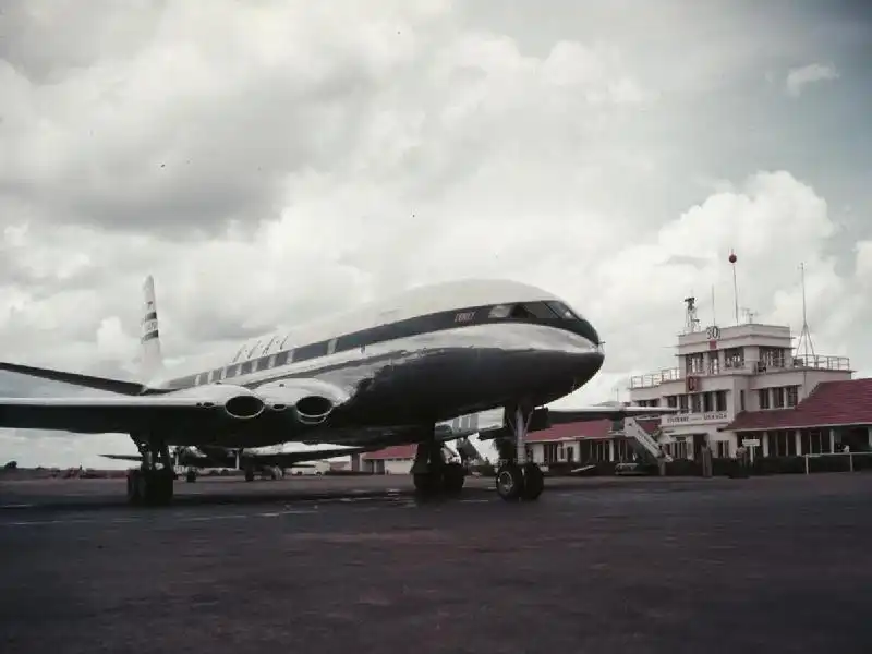 How the de Havilland Comet Ignited the Jet Age and Changed Commercial ...