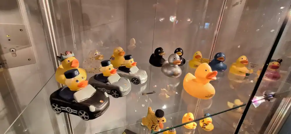 Inside Lufthansa’s World-Leading First Class Lounge Experience in 2025 ...