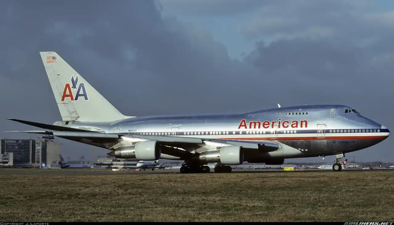 How Much Shorter Was The Boeing 747SP Compared To The 747-400? - Bolt ...
