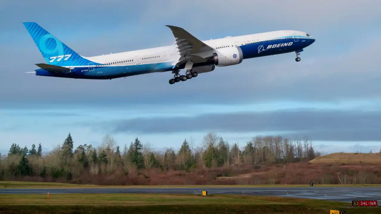 America’s Most Expensive Commercial Jets: The 7 Costliest Boeing ...