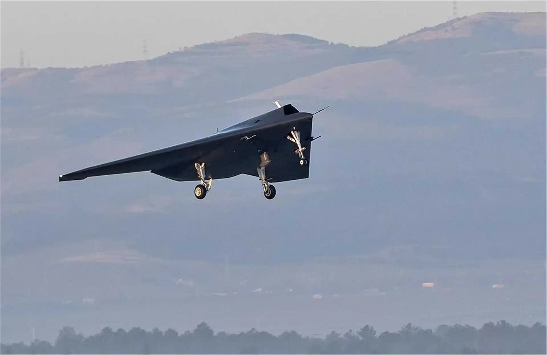 Anka III Enters Advanced Flight Trials, Marking Türkiye’s Leap into ...