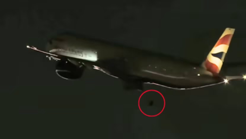 Wheel Detaches From British Airways Airbus A350-1000 During Las Vegas ...